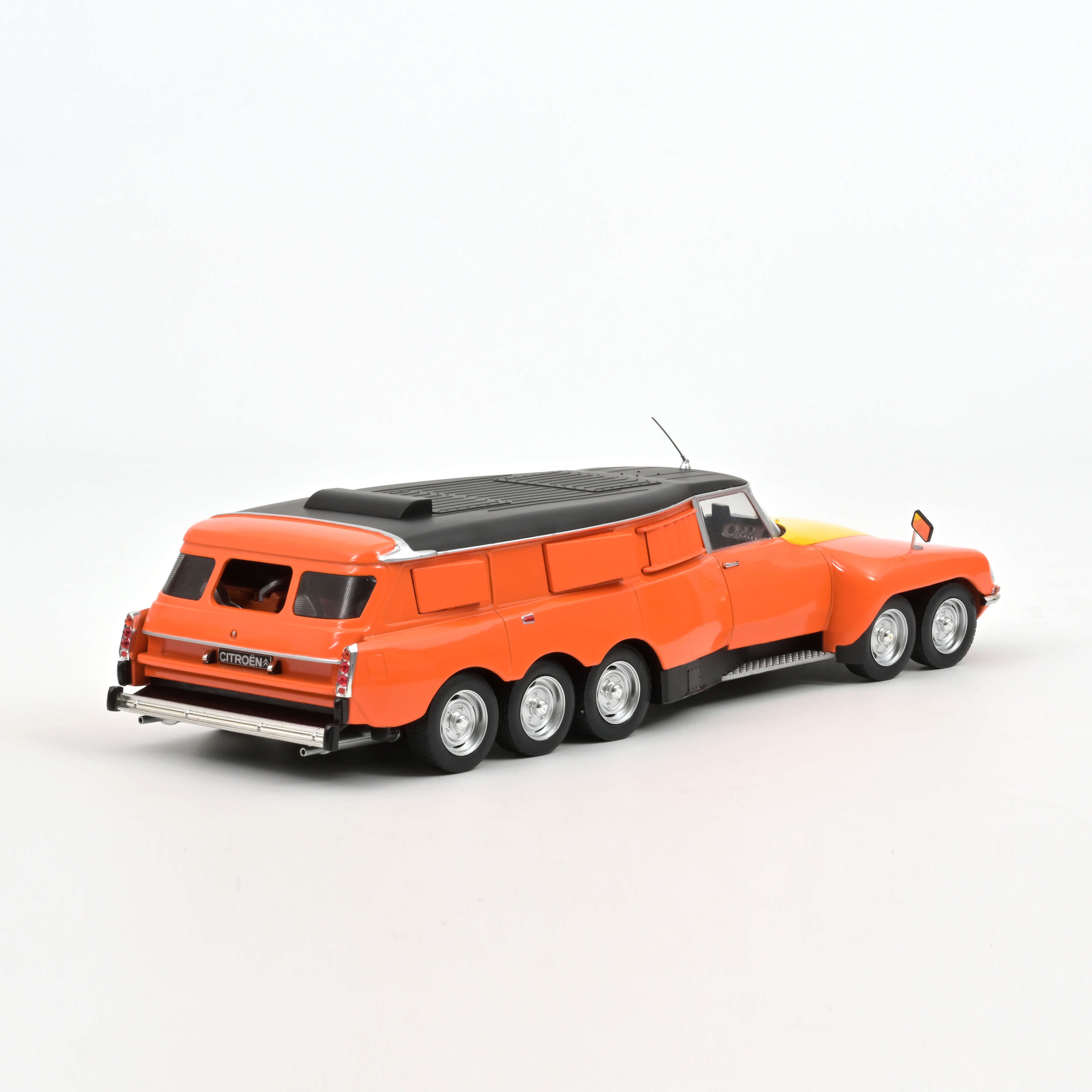 Citroën DS PLR Mille-Pattes - Michelin Test Car 1972 1:18 – Norev